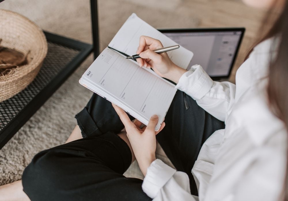 Reduce Stress & Achieve Goals With Sunday Night Planning ...